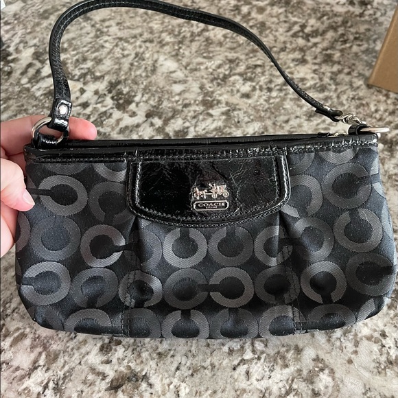 Coach | Bags | Coach Black Signature Canvas Clutch Excellent Condition ...